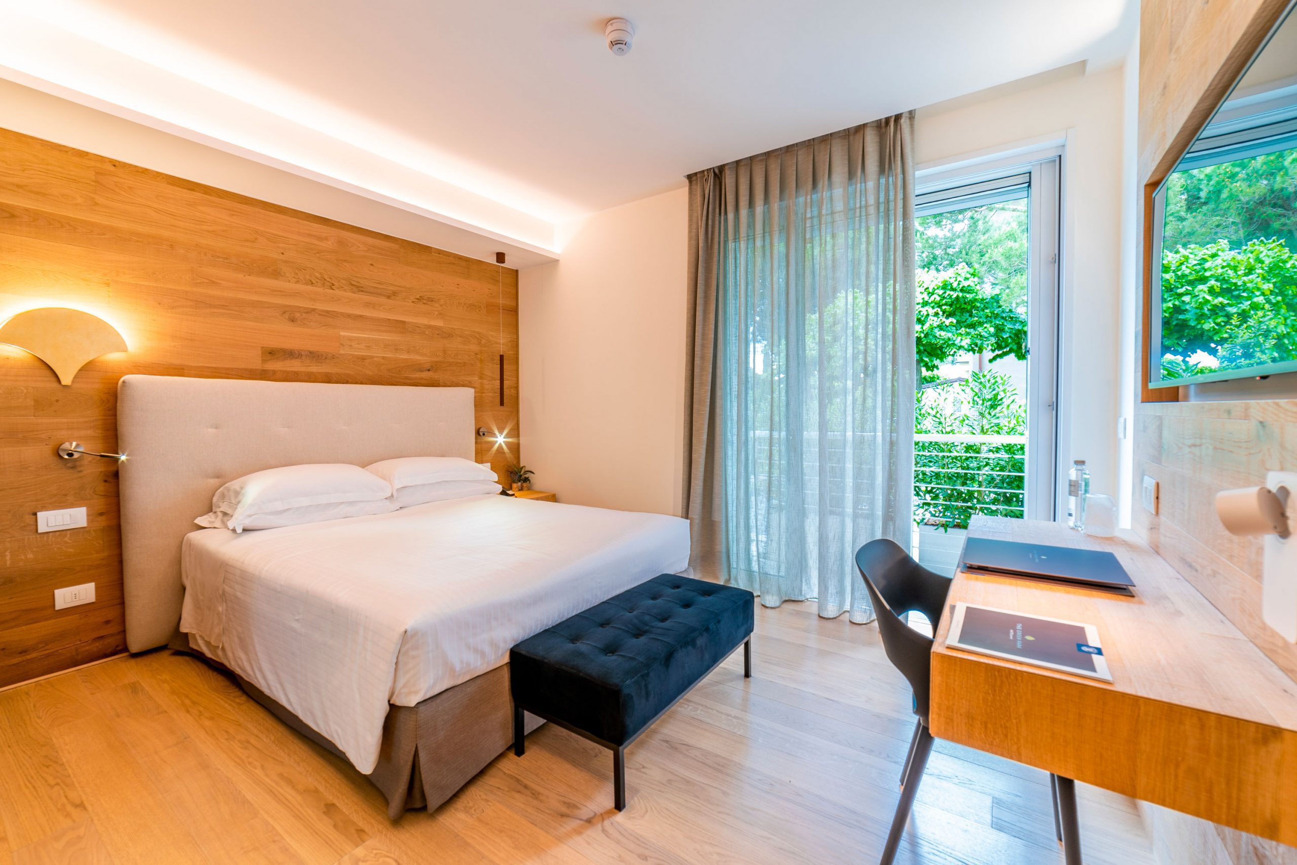 Camera Standard - The Green Park Hotel