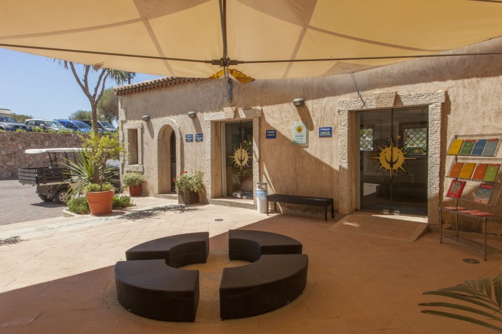 Centro Vacanze Isuledda | Isuledda Camping | Baia Holiday
